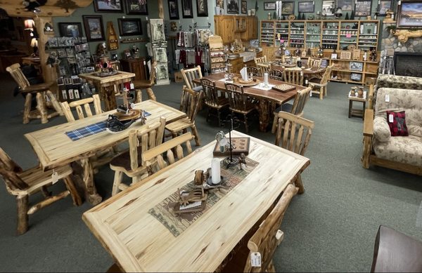 RYAN’S RUSTIC CABIN SHOP - 3393 US-53, Orr, Minnesota - Rugs - Phone ...