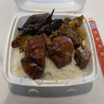 FRESH INTERNATIONAL MARKET - Updated March 2025 - 40 Photos & 28 ...