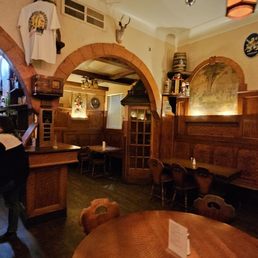 THE DAKOTA INN RATHSKELLER - Updated July 2025 - 244 Photos & 176 ...