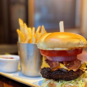 THE ROUNDHOUSE - Updated December 2025 - 137 Photos & 92 Reviews ...