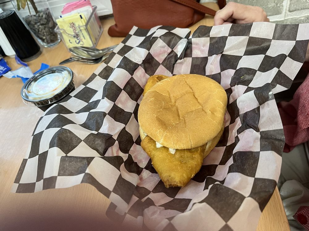 ARROWHEAD BAR AND RESTAURANT - Updated December 2025 - 8215 PA-405 ...