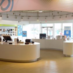 CINCINNATI BELL STORE - 24 Reviews - 7565 Kenwood Rd, Cincinnati, Ohio ...