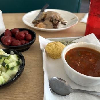 MRS. ROWE’S FAMILY RESTAURANT - Updated May 2024 - 148 Photos & 307 ...