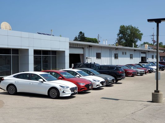 AMATO HYUNDAI OF GLENDALE - Updated January 2026 - 29 Photos & 52 ...