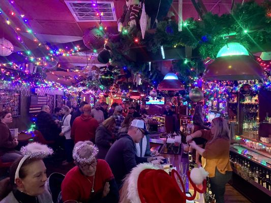 CLEO’S BROWN BEAM TAVERN - Updated July 2025 - 72 Photos & 76 Reviews ...