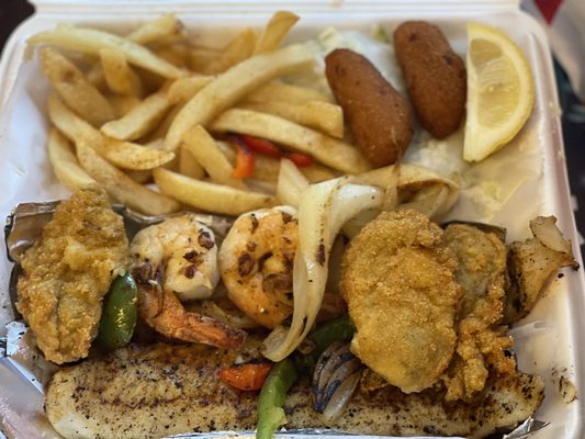 FISH FRENZY - Updated October 2025 - 28 Photos & 26 Reviews - 411 ...