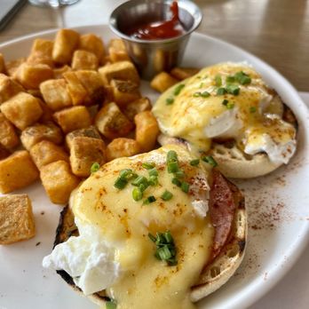 SCARLET KITCHEN & BAR - Updated May 2025 - 131 Photos & 58 Reviews ...