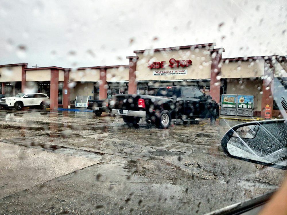 SIDE STOP STORE - Updated October 2025 - 10045 Florida Blvd, Baton ...