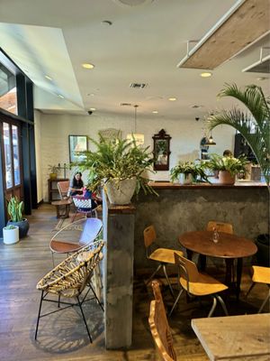 AHBA - Updated 05/2025 - 210 Photos & 125 Reviews - 2937 Bristol St ...