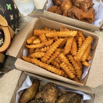 THAT WING SPOT - Updated December 2025 - 143 Photos & 103 Reviews ...