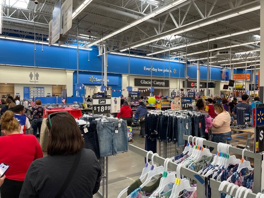 WALMART SUPERCENTER - Updated August 2024 - 17 Photos & 41 Reviews ...