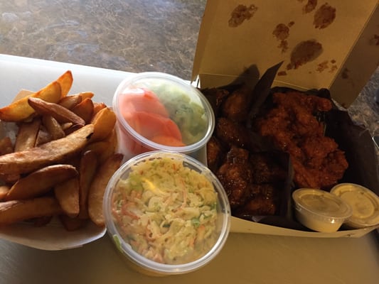 RED ROCKETS - Updated September 2025 - 16 Reviews - 930 Upper Paradise ...