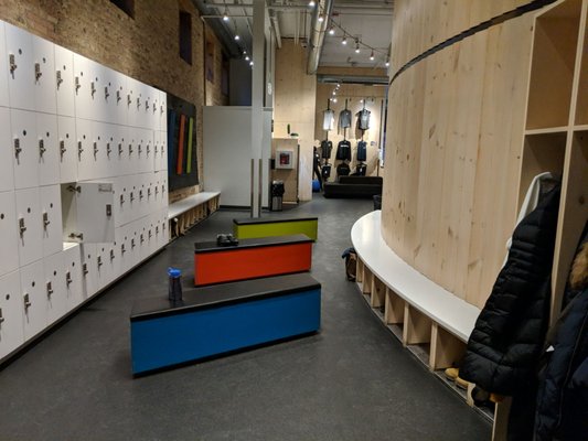 STUDIO THREE - 75 Photos & 166 Reviews - Yoga - 648 N Clark St, Chicago ...