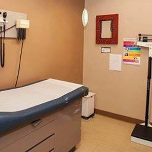 ENTIRA FAMILY CLINICS - Updated October 2025 - 14688 Everton Ave N ...