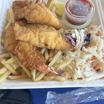 POINT LOMA SEAFOODS - Updated November 2024 - 3060 Photos & 2802 ...