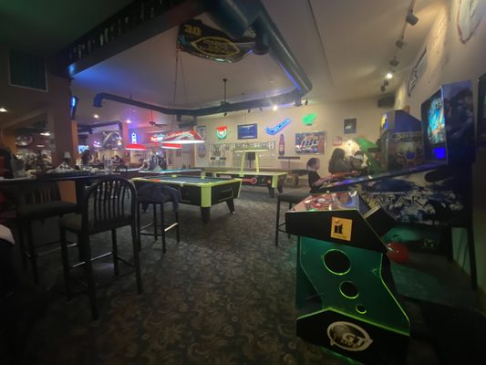 O’MALLEYS SPORTS PUB & GRILL - Updated December 2024 - 30 Photos & 65 ...