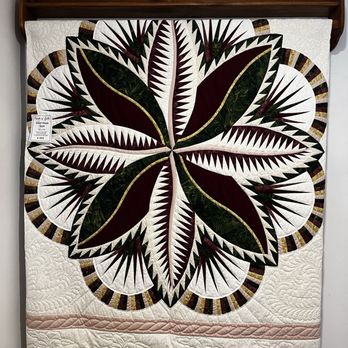 CARRIAGE CROSSING RESTAURANT AND BAKERY - Updated August 2024 - 163 ...