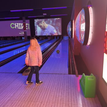 BOWLERO SOUTH SEATTLE - Updated December 2024 - 130 Photos & 143 ...