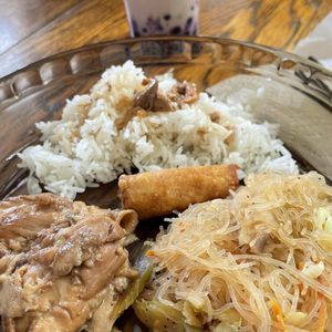 TAMBAYAN - 163 Photos & 171 Reviews - 6014 SE Foster Rd, Portland, OR ...