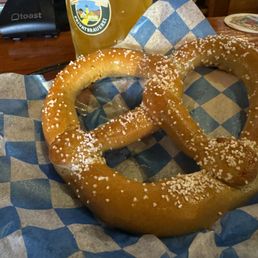 HESSEN HAUS - Updated April 2025 - 421 Photos & 405 Reviews - 101 4th ...