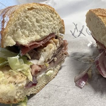 TUBS GOURMET SUBS - Updated October 2025 - 101 Photos & 107 Reviews ...