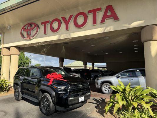 SERVCO TOYOTA LEEWARD - Updated January 2026 - 205 Photos & 443 Reviews ...