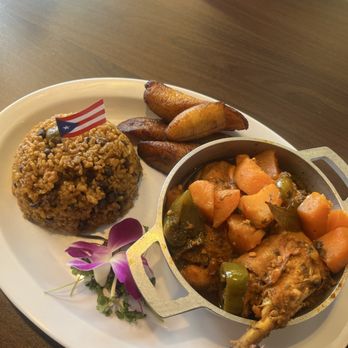 LA CASA DE IRIS PUERTO RICAN FOOD - Updated October 2025 - 172 Photos ...
