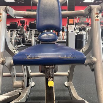 CRUNCH FITNESS - NAPLES - Updated March 2025 - 77 Photos & 92 Reviews ...