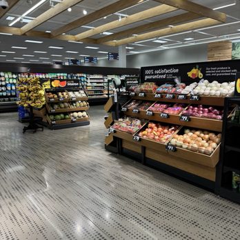 TARGET - Updated January 2026 - 104 Photos & 11 Reviews - 205 S Clovis ...