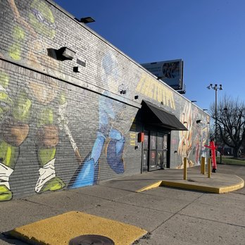 THE TOY PIT - Updated December 2025 - 208 Photos & 58 Reviews - 3827 N ...