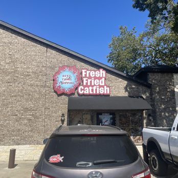 BEST THING FLOPPING - Updated October 2025 - 43 Photos & 57 Reviews ...