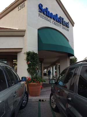 SCHOOLSFIRST FEDERAL CREDIT UNION - Updated August 2025 - 21 Photos ...