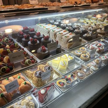 ISGRO PASTRIES - Updated December 2025 - 718 Photos & 619 Reviews ...