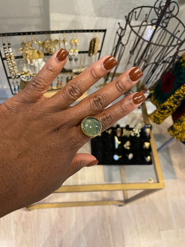 ACCENT STYLES BOUTIQUE - Updated June 2025 - 16 Photos - 5508 N 50th St, Tampa, Florida ...