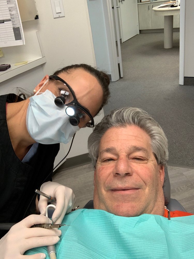 LEE S HAUER, DDS - PERIODONTICS & IMPLANT DENTISTRY - 4350 Sheridan St ...