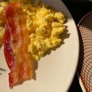 THE DILLARD HOUSE RESTAURANT - Updated December 2025 - 436 Photos & 599 ...