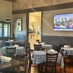 PERRY’S - NOVATO - Updated October 2025 - 192 Photos & 201 Reviews ...