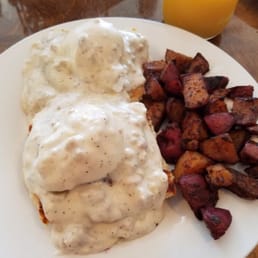 THE MAGNOLIA - Updated July 2025 - 200 Photos & 201 Reviews - 705 St ...