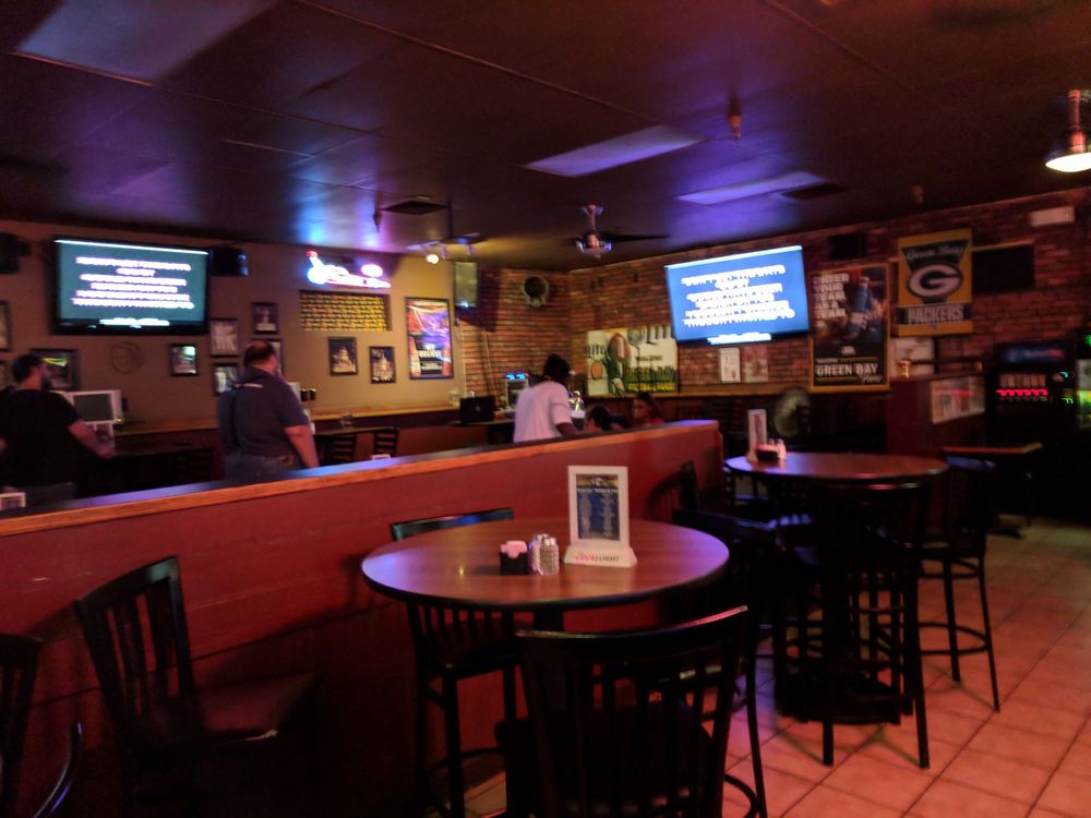 STADIUM CLUB - 43 Photos & 116 Reviews - Sports Bars - 940 N Alma ...