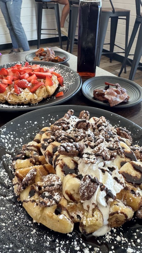 WAFFLELICIOUS - Updated September 2025 - 59 Photos & 43 Reviews - 2188 ...