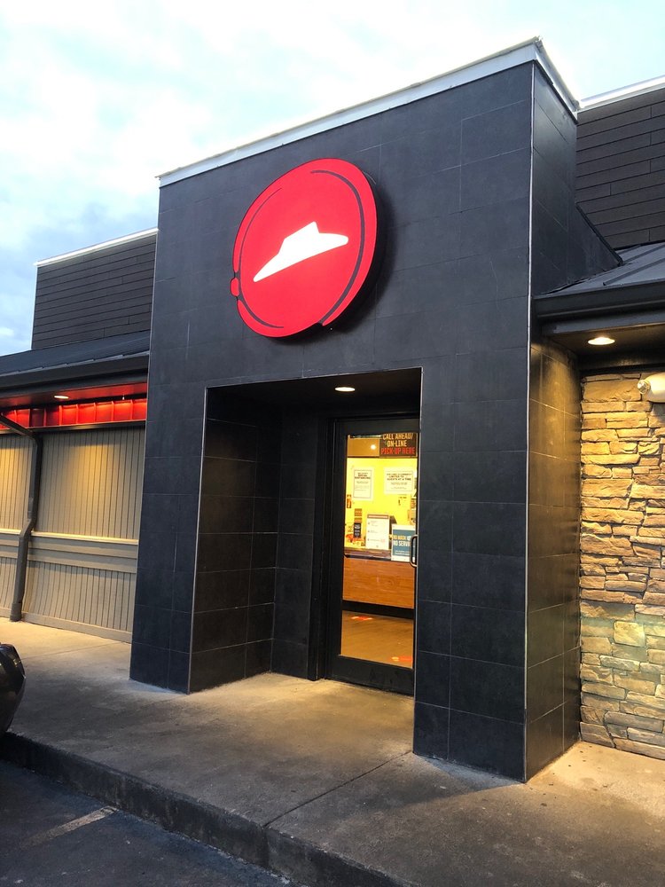 PIZZA HUT - Updated August 2025 - 1621 E Main St, Magnolia, Arkansas ...