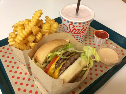 GREAT STATE BURGER - 140 Photos & 180 Reviews - 3600 NE 45th St ...