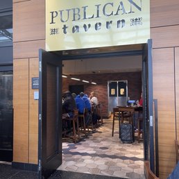 PUBLICAN TAVERN - Updated January 2026 - 524 Photos & 515 Reviews ...