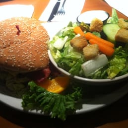 BOB’S BURGERS & BREW - Updated September 2025 - 160 Photos & 343 Reviews - 1611 SE Everett Mall ...