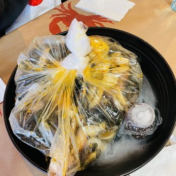 MEET CRAB - 23 Photos & 18 Reviews - 6300 San Mateo Blvd NE ...