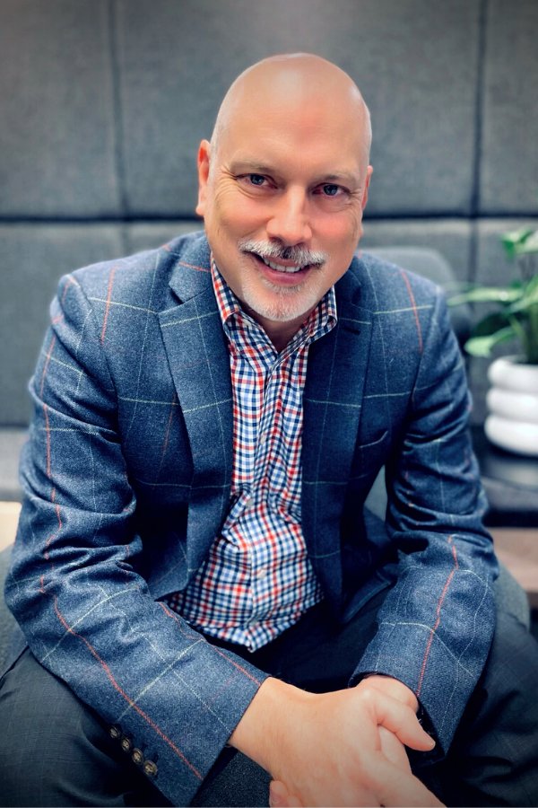 BRIAN KERR - UNION HOME MORTGAGE - Updated August 2025 - 2 Centerpointe Dr, Lake Oswego, Oregon ...