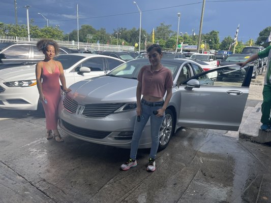 AUCTION DIRECT MIAMI - Updated October 2025 - 45 Photos - 3061 NW 36th ...