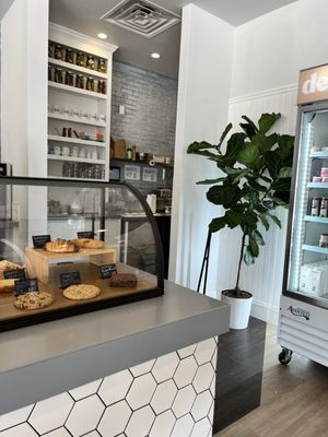 DELLA COFFEE - Updated January 2026 - 203 Photos & 79 Reviews - 1000 W ...