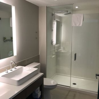 ELEMENT BOSTON SEAPORT DISTRICT - Updated July 2025 - 149 Photos & 95 ...