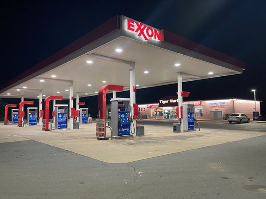 EXXON - TIGER MART - Updated December 2025 - 17 Photos & 12 Reviews ...